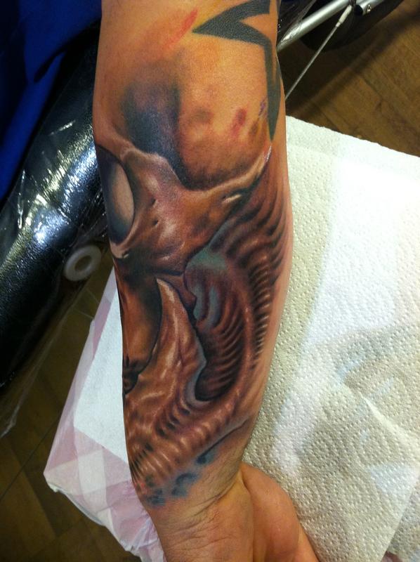 bio organic skull tattoo by Ty McEwen: TattooNOW