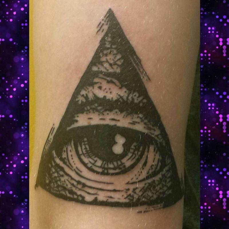 Blackwork All Seeing Eye Tattoo by Stef aka Keki: TattooNOW